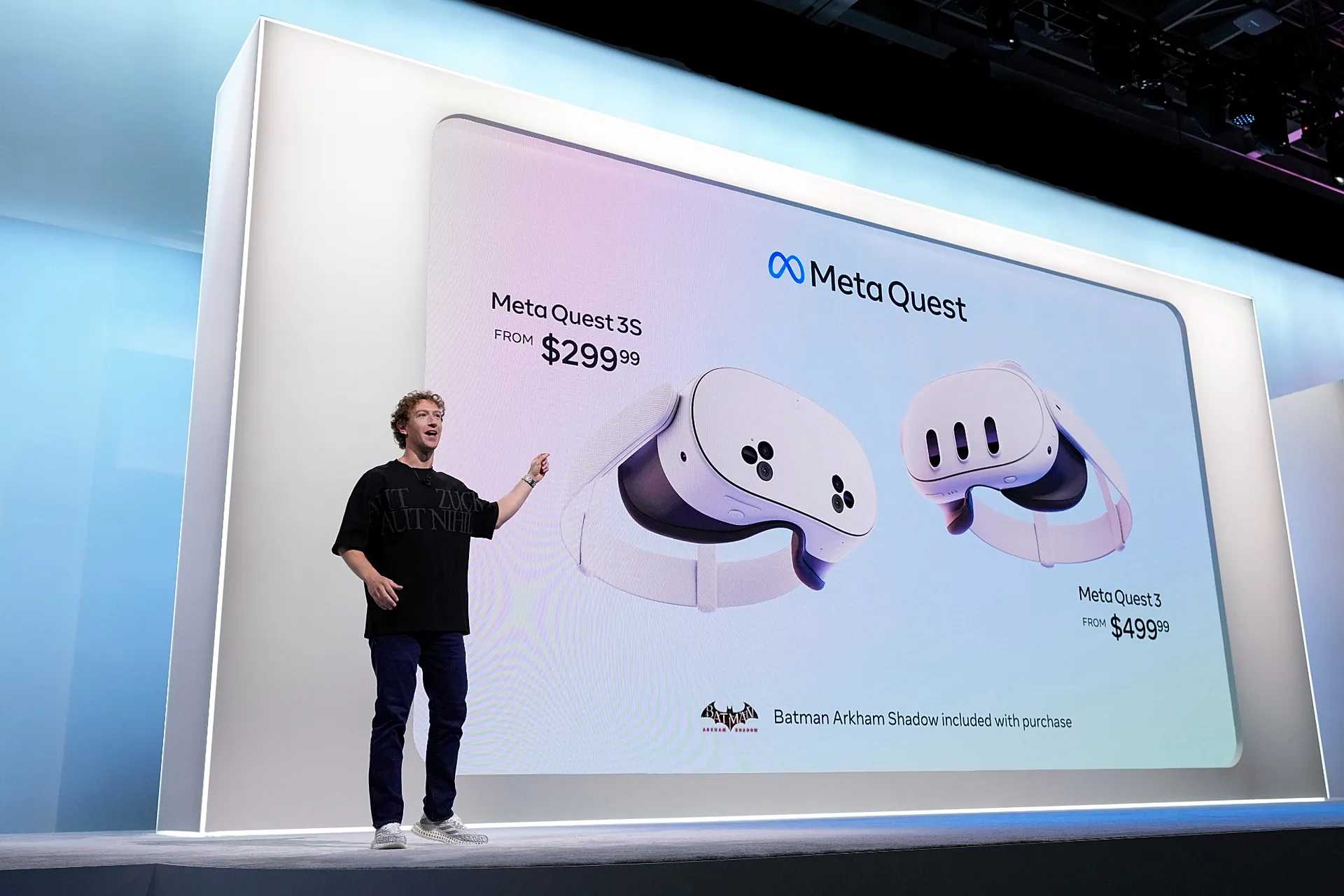 Tương lai ngành thực tế ảo sẽ đi về đâu khi CEO Mark Zuckerberg từ bỏ ...