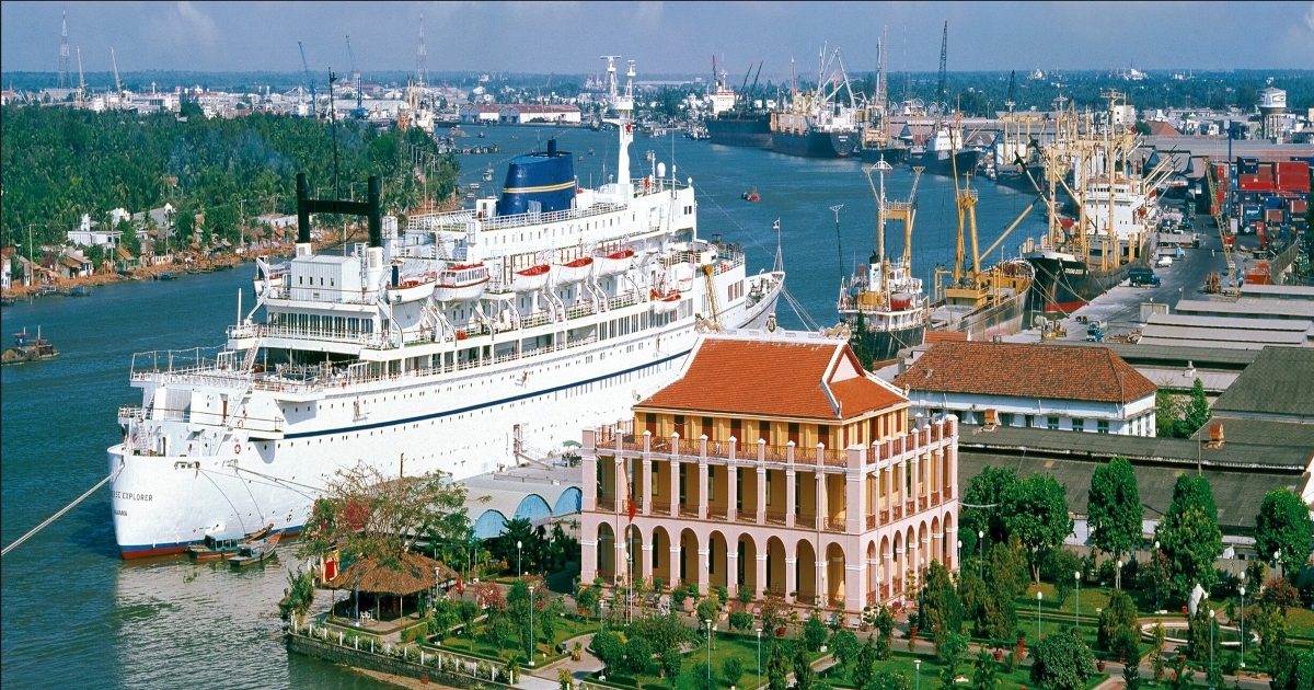 HCM City targets services sector to contribute up to 75% of GRDP by ...